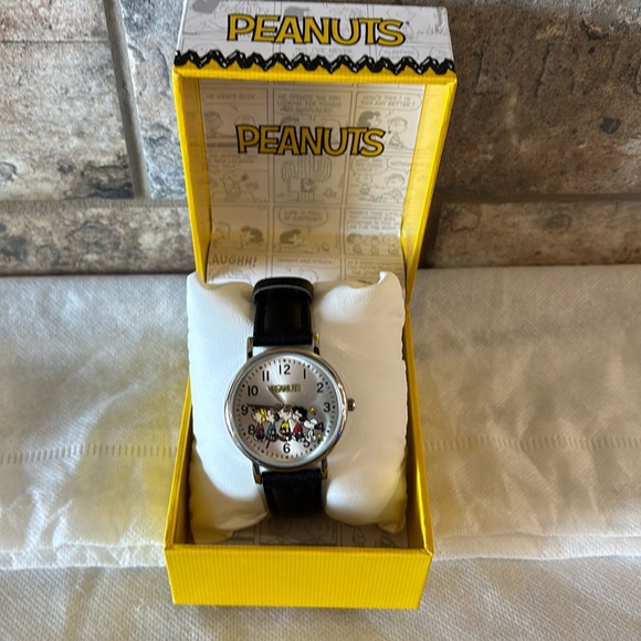 Peanuts | Accessories | New Snoopy Watch So So Cute | Poshmark